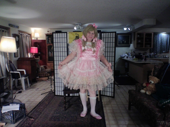 Prissy Pink and a historic prattle (see the vid)