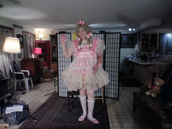 Prissy Pink and a historic prattle (see the vid)